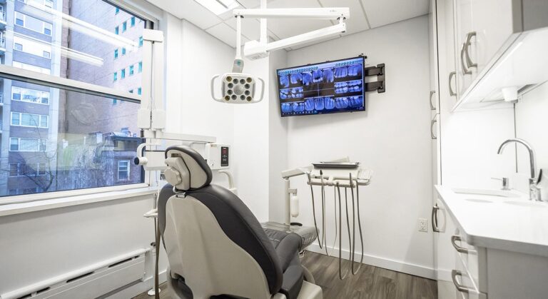 NYC Dental Implants Center | Manhattan Implant Dentists